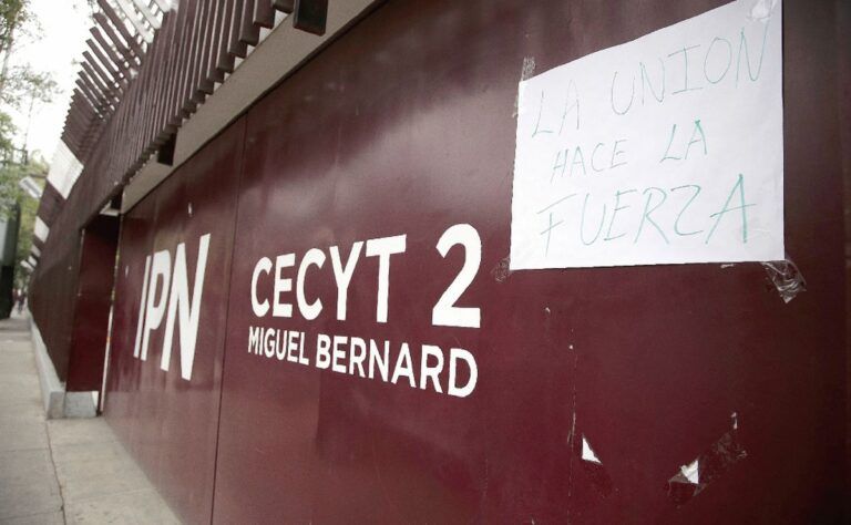 CECyT 2 MIGUEL BERNARD: DESCUBRE OPORTUNIDADES ÚNICAS